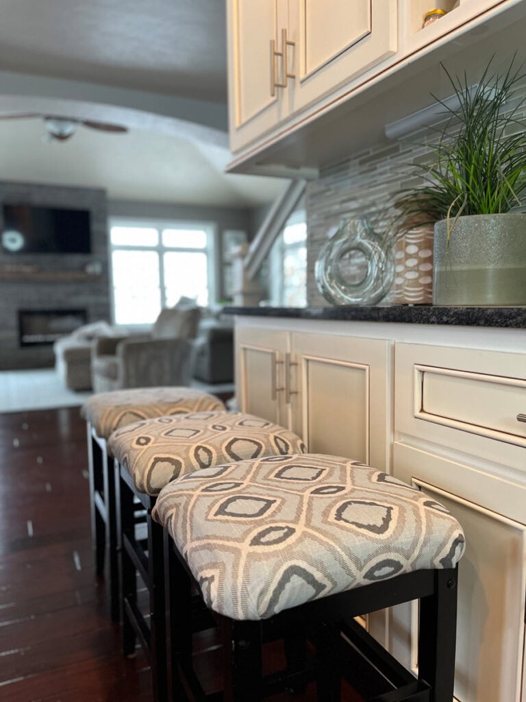 Quick Fix for Tired Stools: A DIY Seating Solution for Your Next ...
