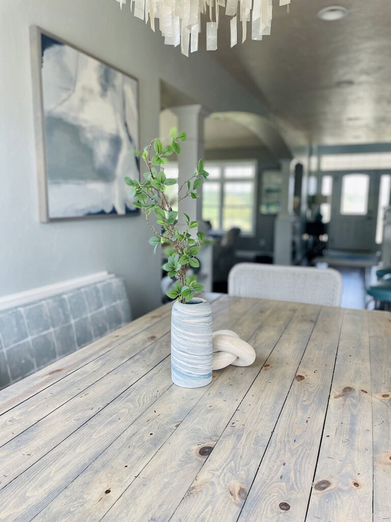 SW Silver Strand: The Chameleon Paint Color Perfect for Coastal Homes ...